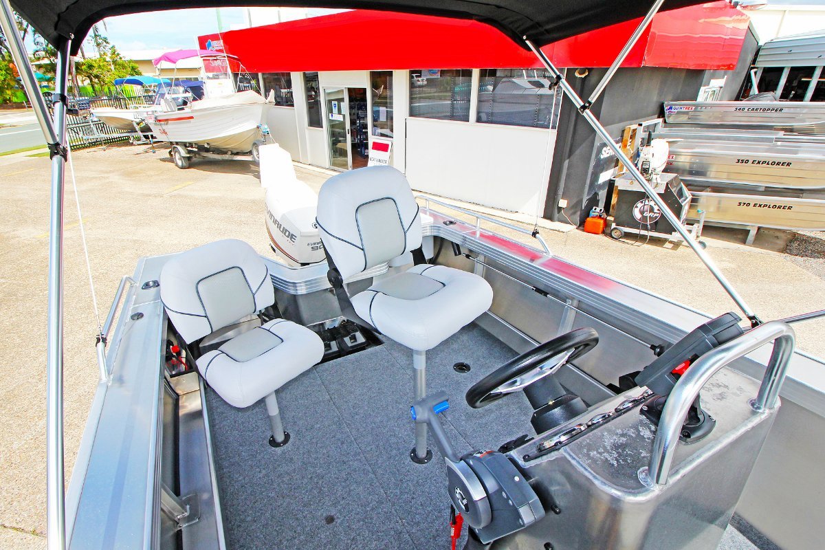 2017 Quintrex 490 Renegade Centre Console | Boat Research | Yachthub