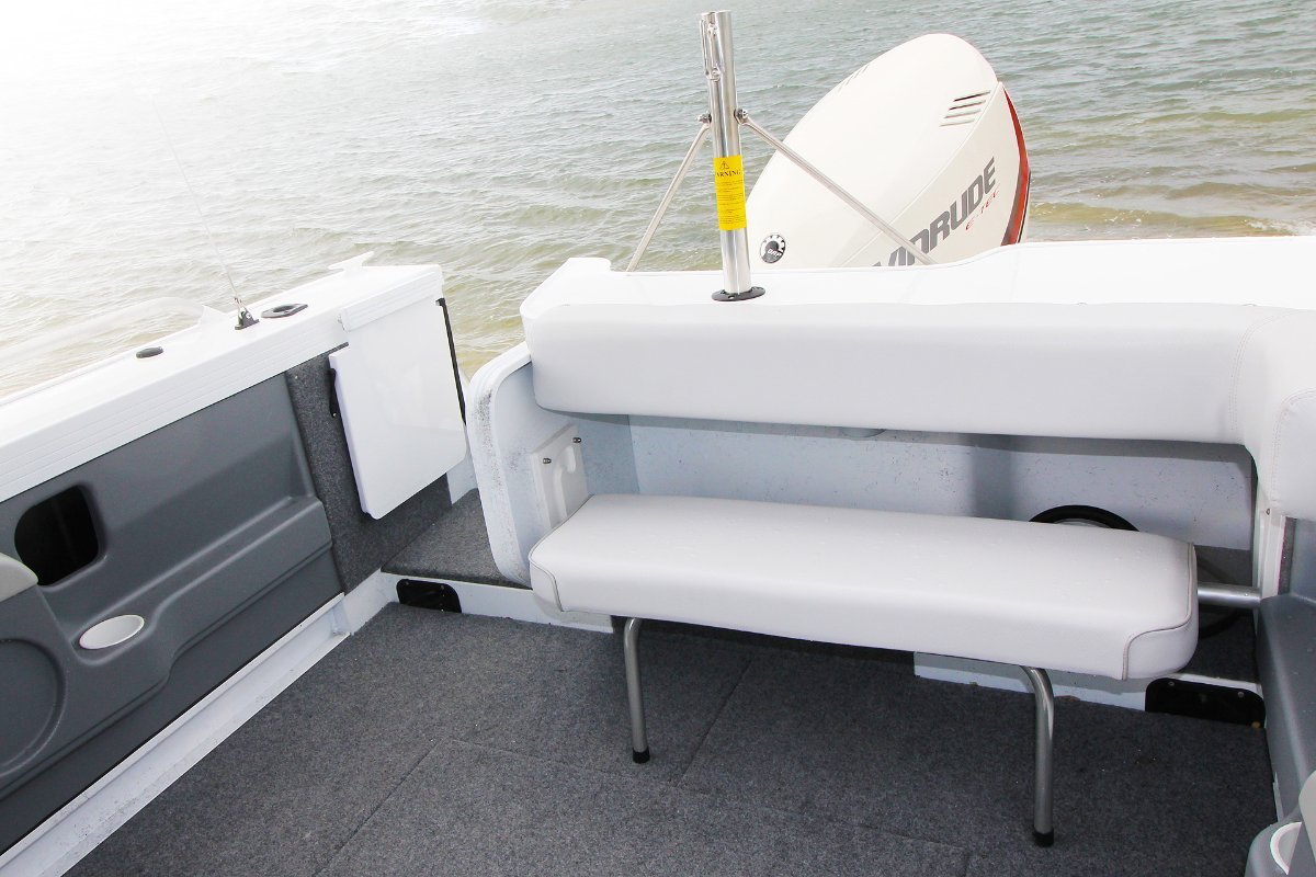 2017 Quintrex 610 Cruiseabout | Boat Research | Yachthub
