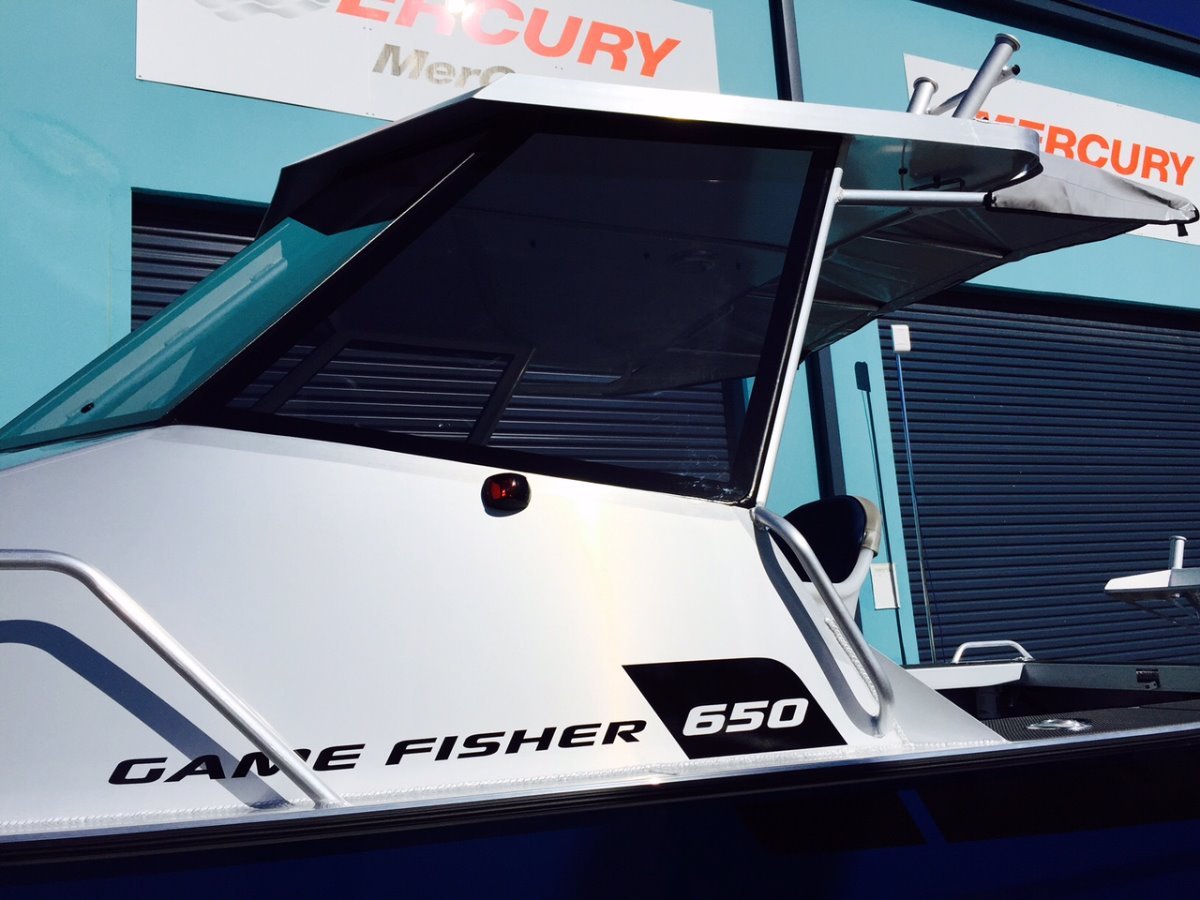 2017 Surtees 650 Gamefisher | Boat Research | Boats Online