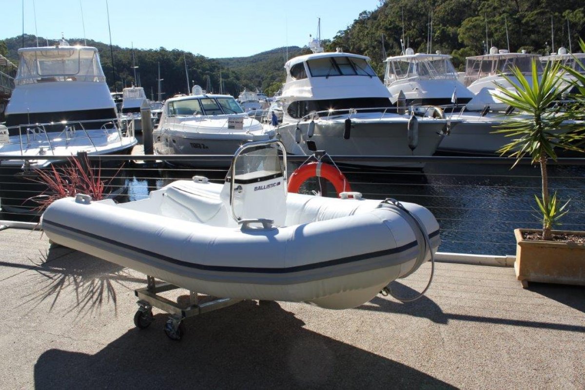 2016 Ballistic 3.3 | Boat Research | Yachthub