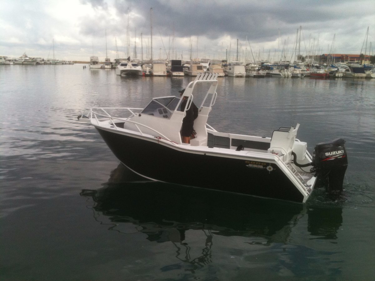 2016 Goldstar 6100 Ultimate Centre Console | Boat Research | Yachthub