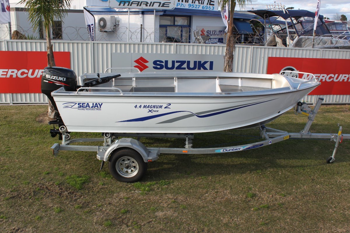 2016 Sea Jay 4.40 Magnum | Boat Research | BoatsOnline