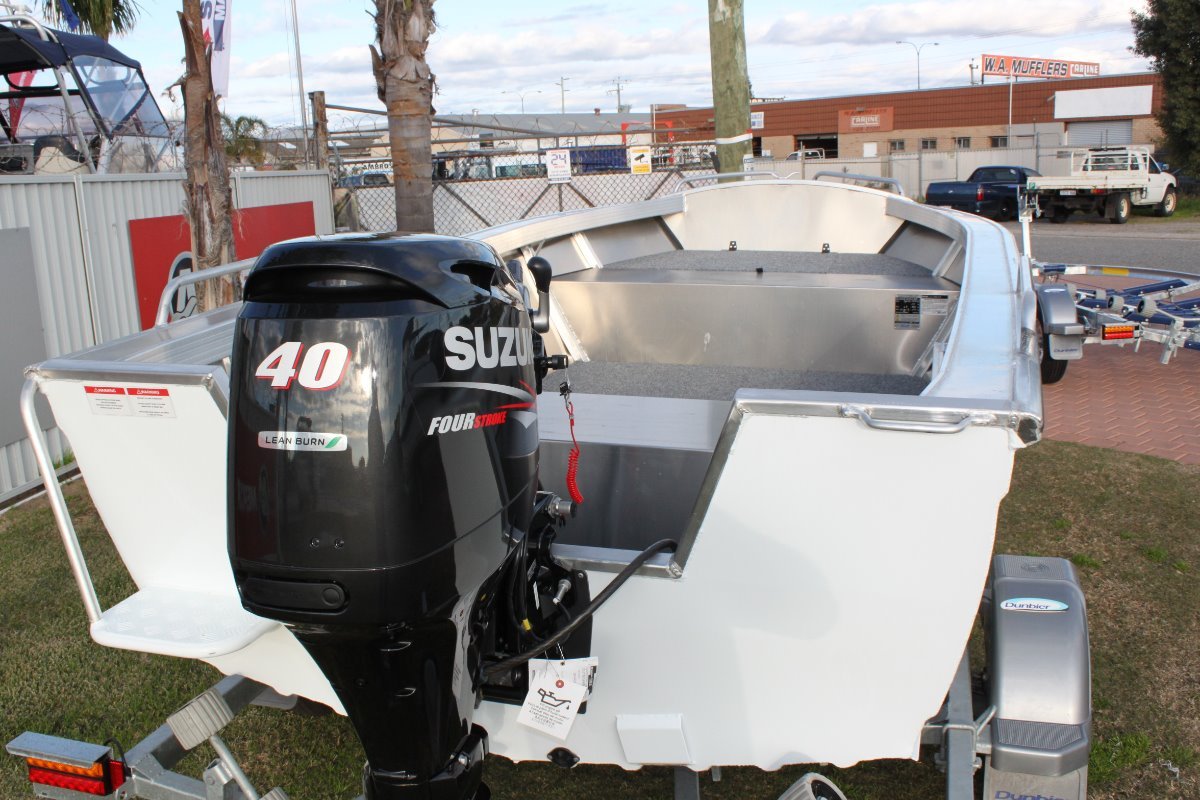 2016 Sea Jay 4.40 Magnum | Boat Research | BoatsOnline