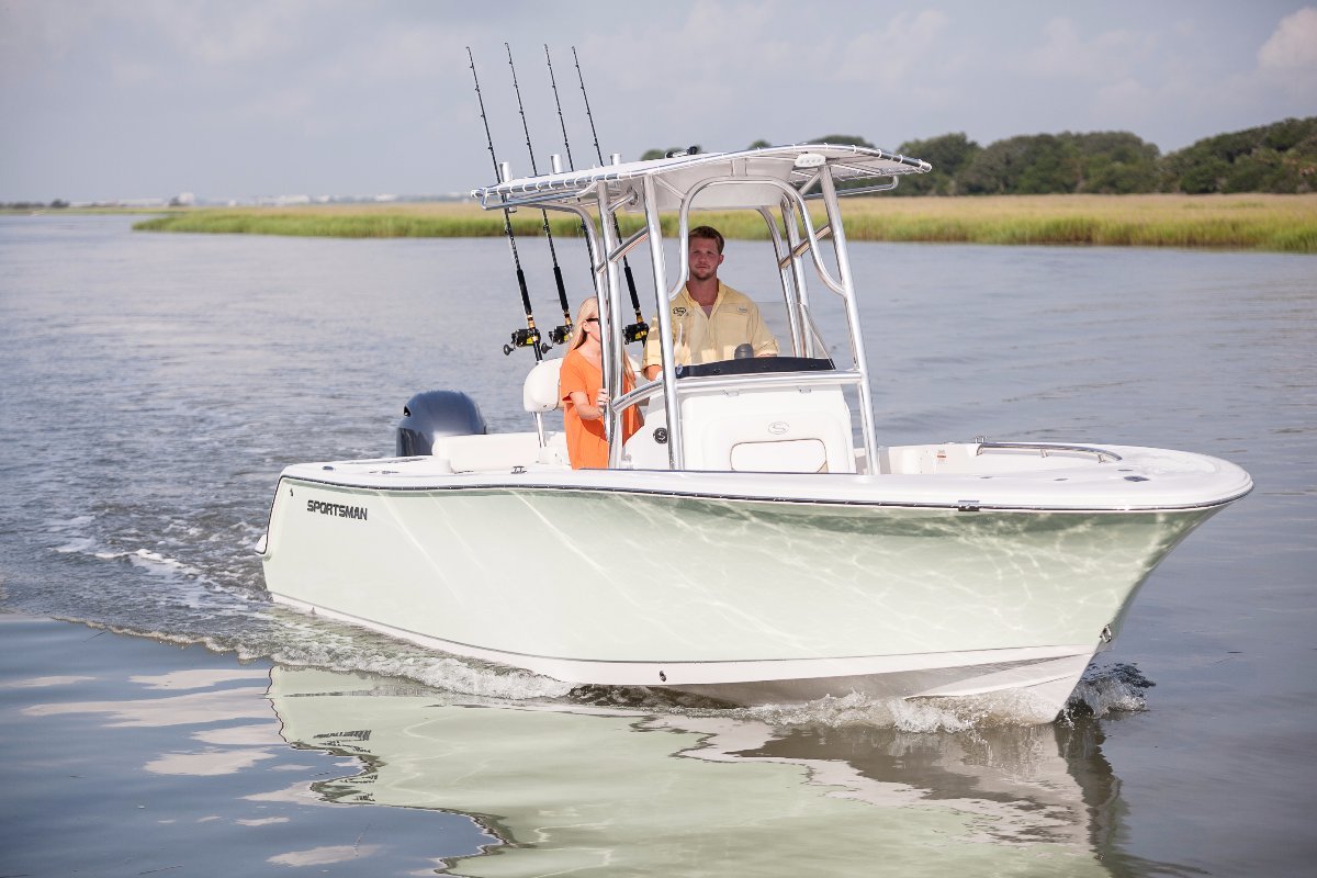 2016 Sportsman Open 232 Centre Console | Boat Research | BoatsOnline