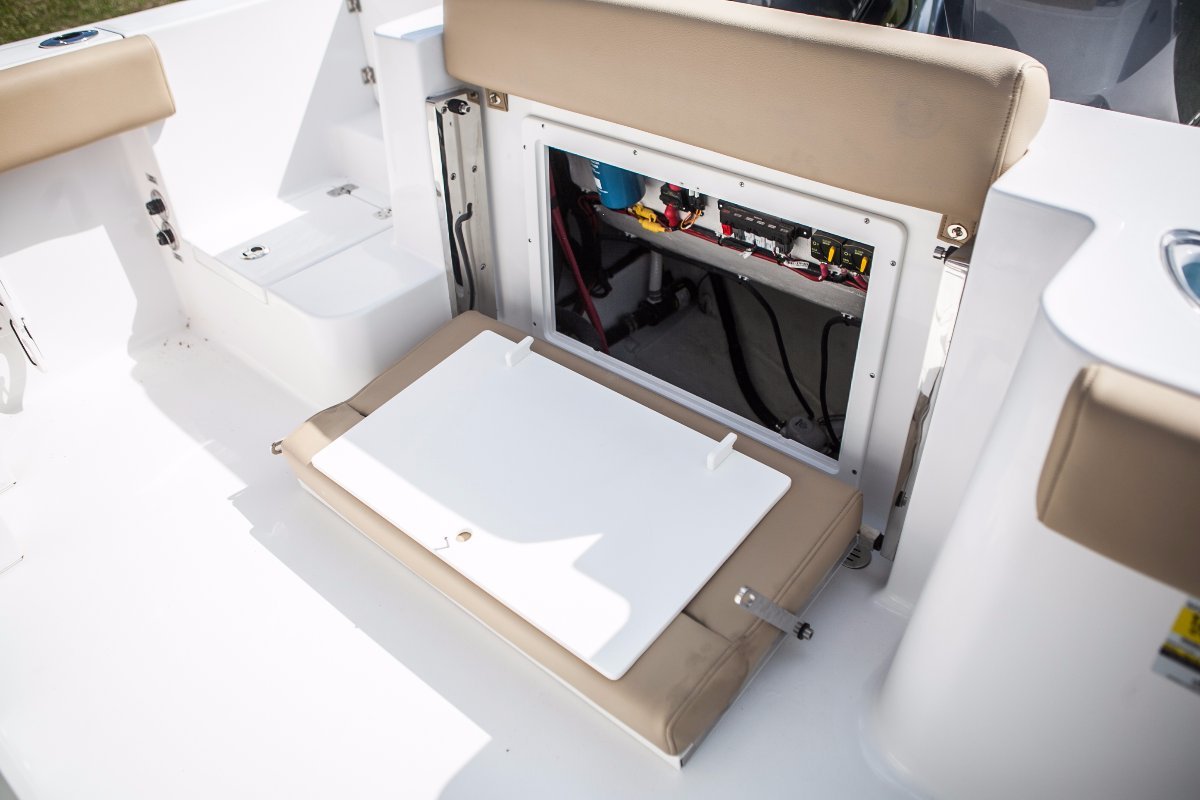 2016 Sportsman Open 252 Centre Console | Boat Research | Yachthub