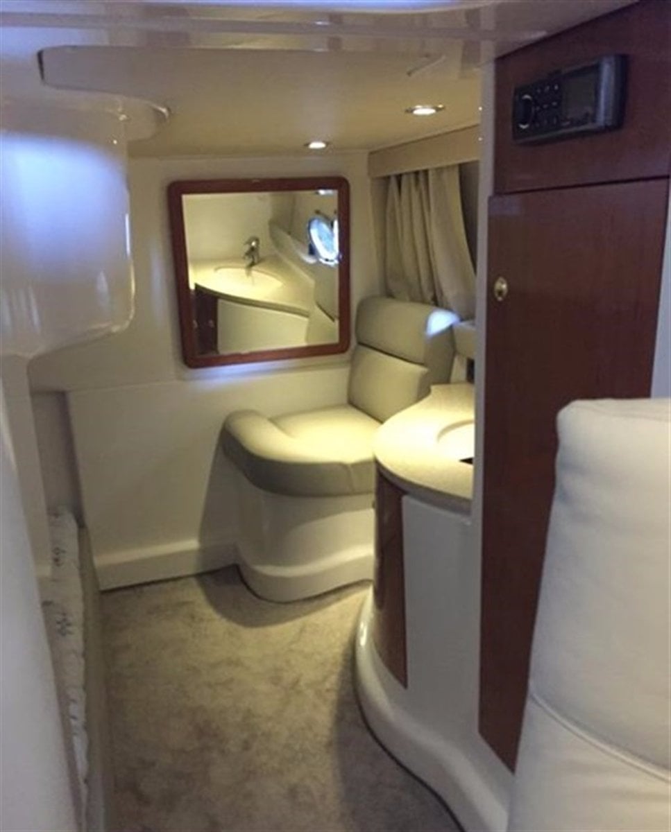 2016 Sunrunner 3700 | Boat Research | Boats Online