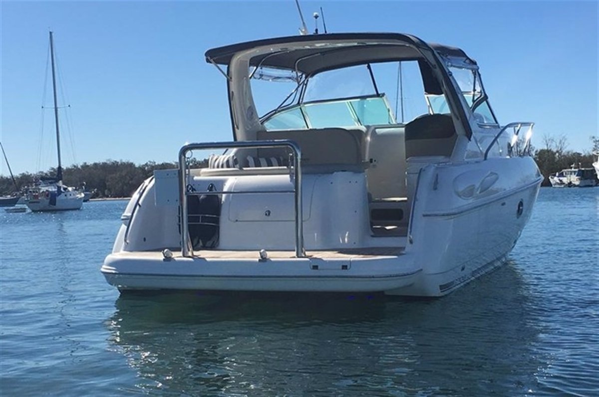 2016 Sunrunner 3700 | Boat Research | Boats Online