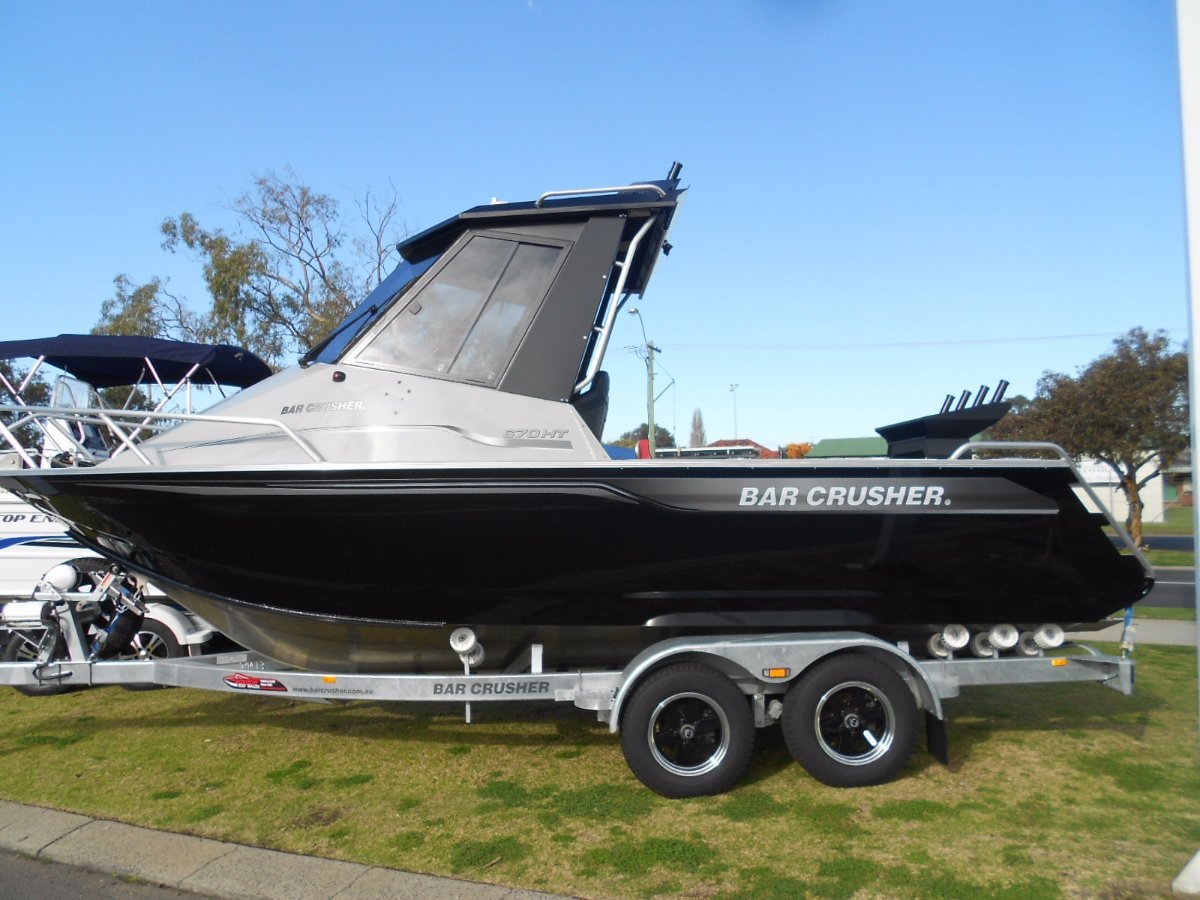 2016 Bar Crusher 670ht | Boat Research | Boats Online