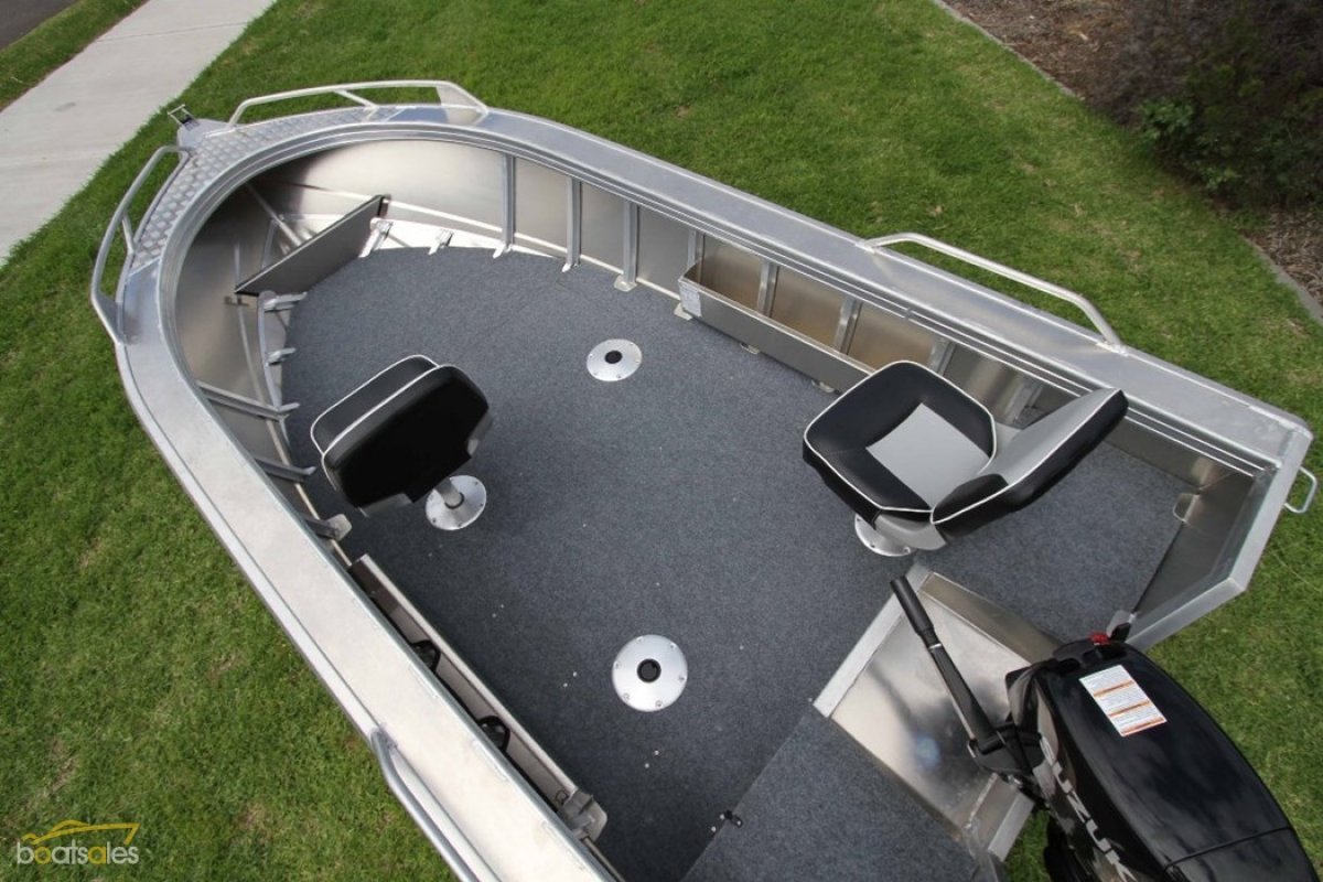 2017 Anglapro Chaser 424 Clx | Boat Research | Yachthub