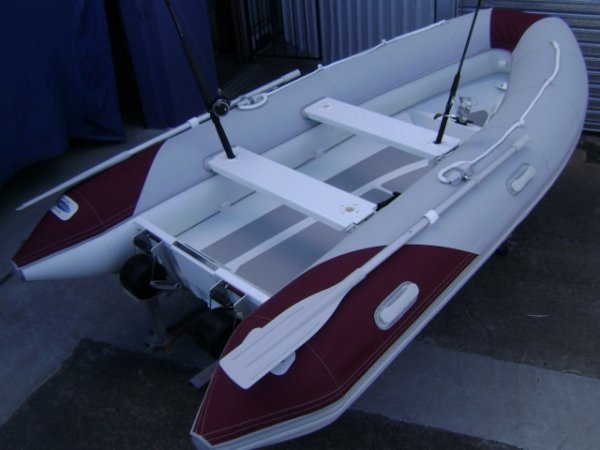 2017 Barefoot Barra | Boat Research | Boats Online