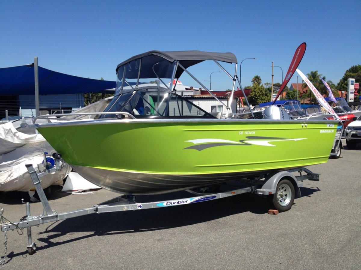 2017 Brooker 510 Cc Xtd | Boat Research | Yachthub