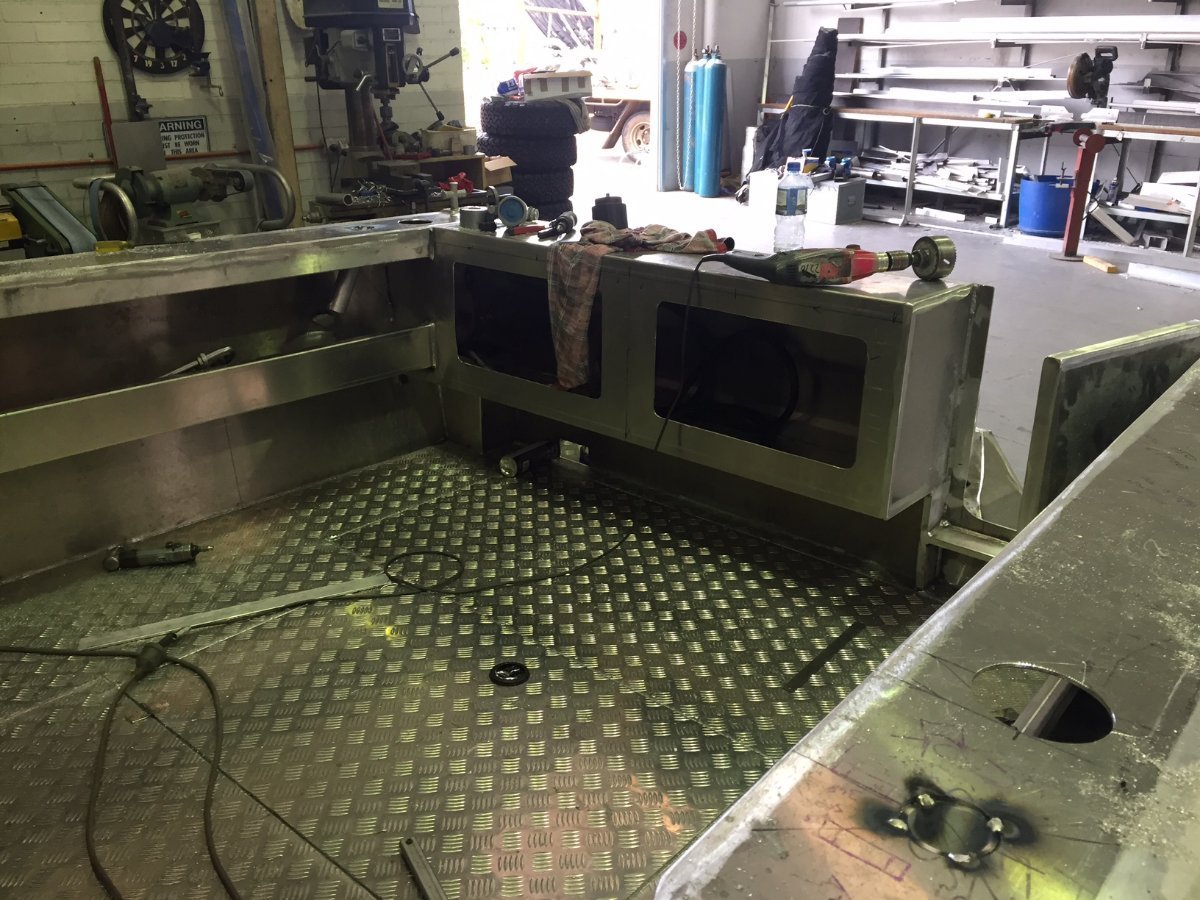 2017 Goldstar 5800 Ultimate Centre Console | Boat Research | Yachthub