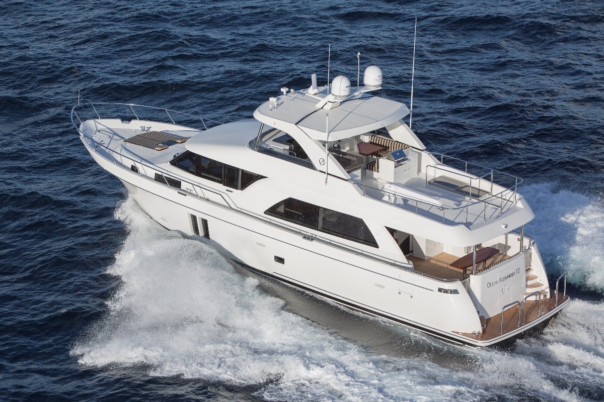 2017 Ocean Alexander 72 Pilothouse Motor Yacht | Boat Research | Boats ...