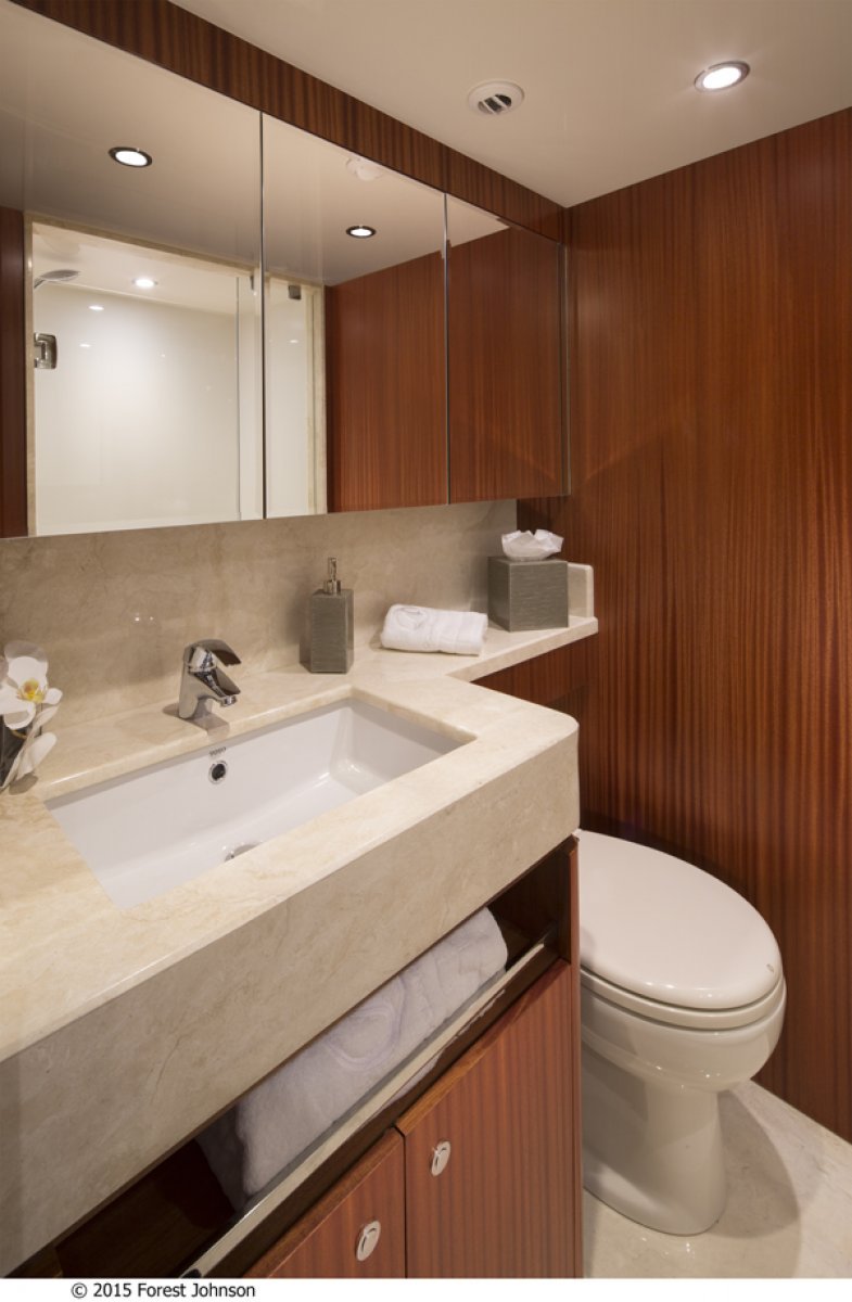 2017 Ocean Alexander 72 Pilothouse Motor Yacht | Boat Research | Boats ...