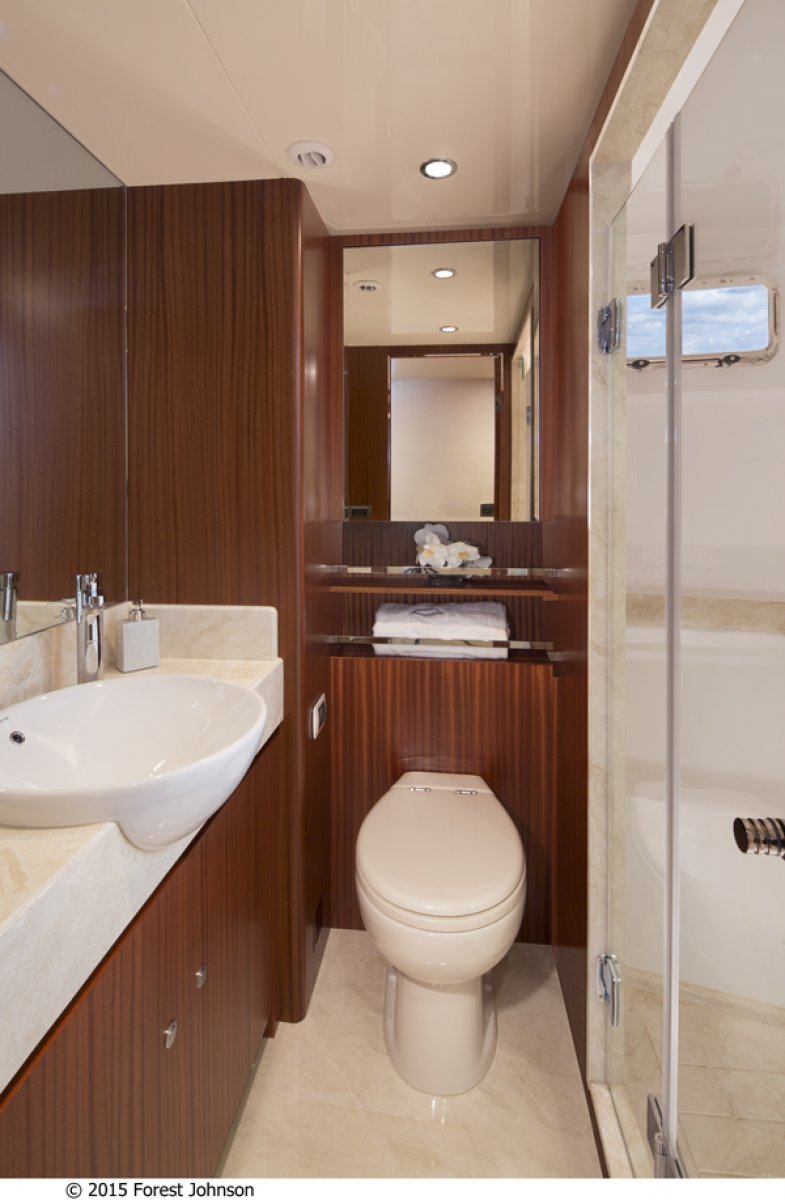 2017 Ocean Alexander 72 Pilothouse Motor Yacht | Boat Research | Yachthub