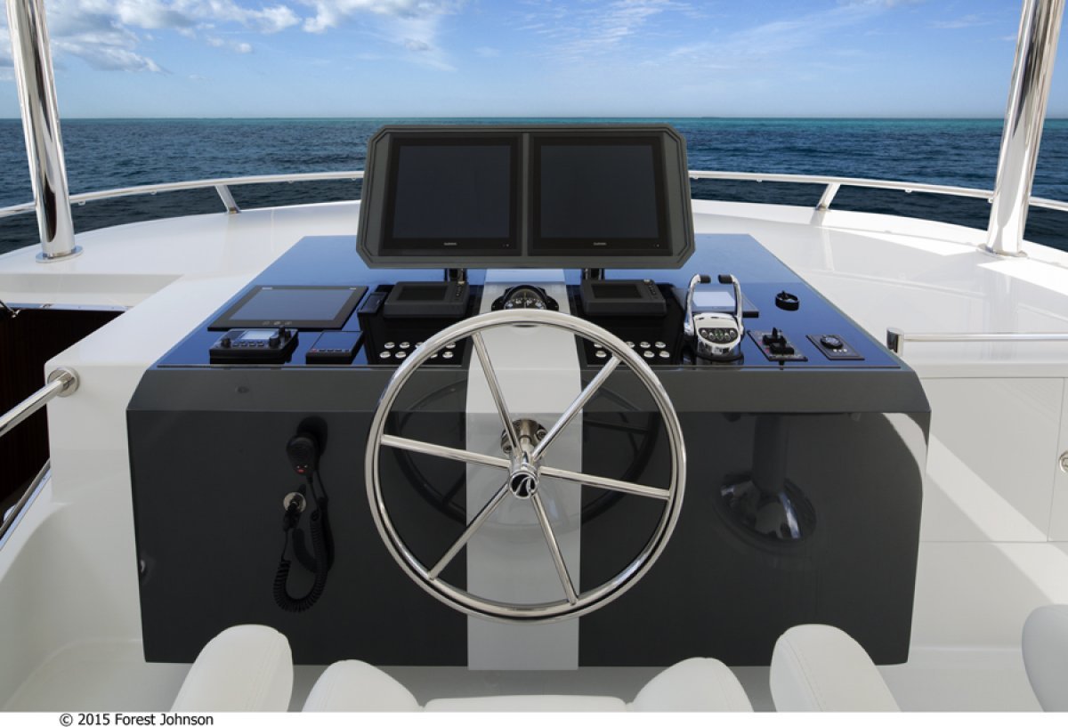 2017 Ocean Alexander 72 Pilothouse Motor Yacht | Boat Research | Boats ...