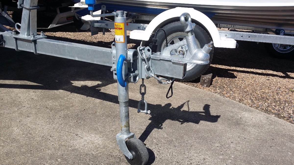 2017 Quintrex F390 Explorer | Boat Research | Yachthub