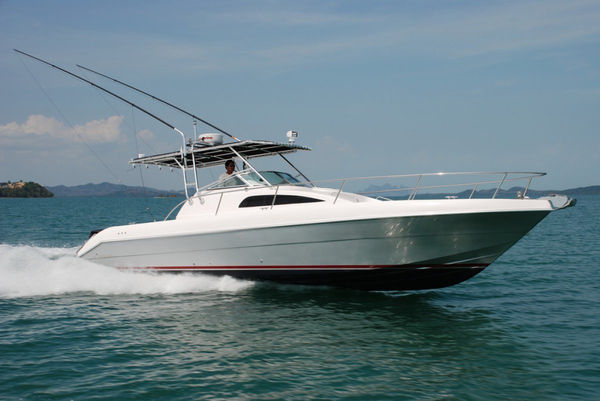 2017 Silvercraft 33 | Boat Research | BoatsOnline