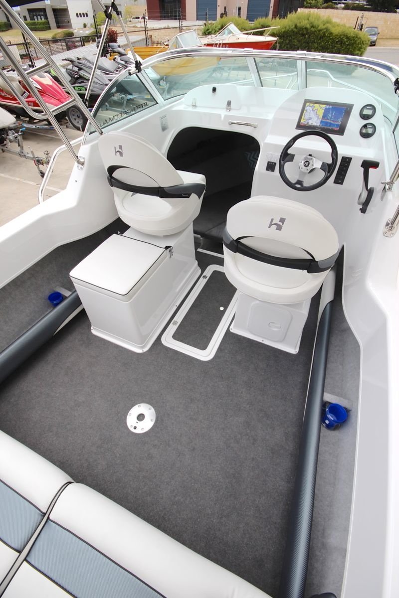 2016 Haines Hunter 595 Cruiser | Boat Research | Yachthub