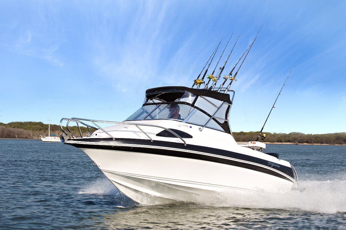 2016 Haines Signature 550f | Boat Research | Yachthub