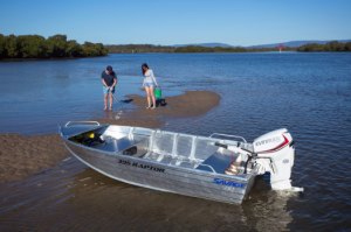 2016 Savage 425 Raptor | Boat Research | Yachthub