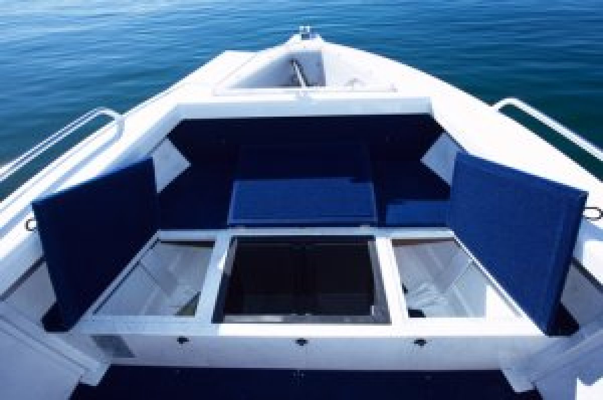 2016 Savage Scorpion Console | Boat Research | BoatsOnline