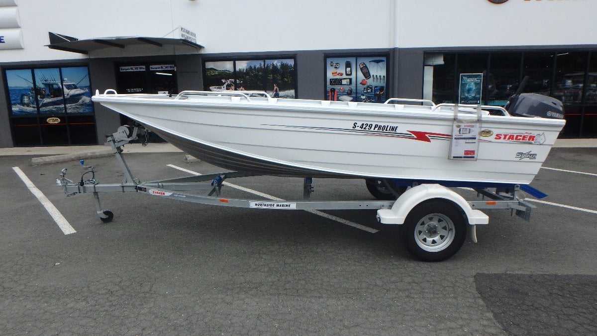 2016 Stacer 429 Proline | Boat Research | Yachthub