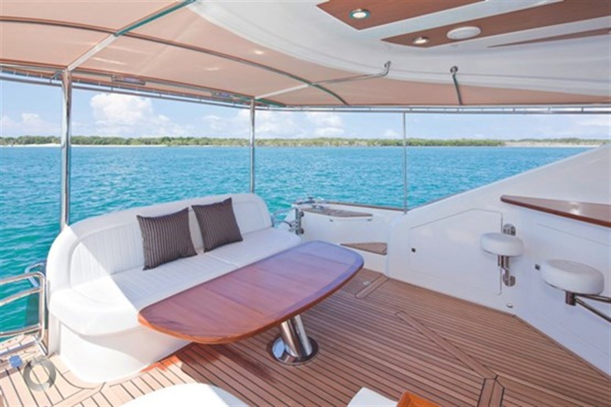 2018 Belize 54 Sedan | Boat Research | Yachthub