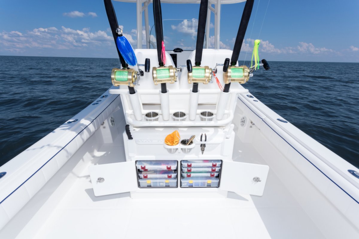 2017 Regulator 25 | Boat Research | Yachthub