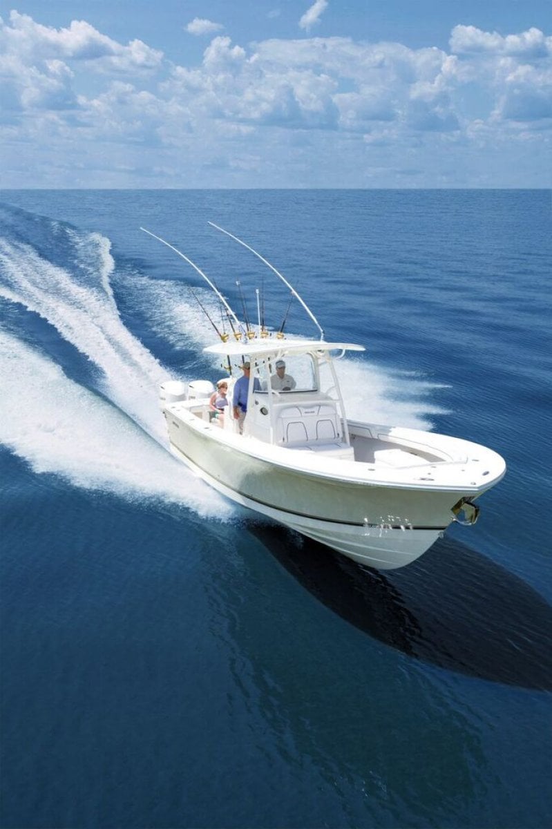 2017 Regulator 34 | Boat Research | Yachthub