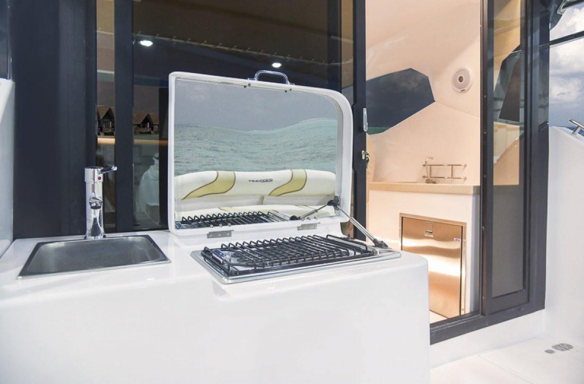 2017 Silvercraft 36 Cabin | Boat Research | Yachthub