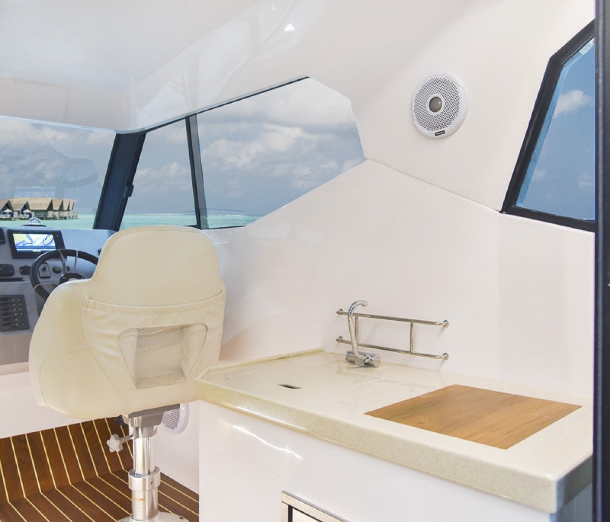 2017 Silvercraft 36 Cabin | Boat Research | Yachthub