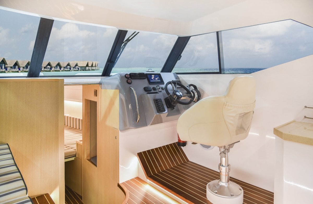 2017 Silvercraft 36 Cabin | Boat Research | Yachthub