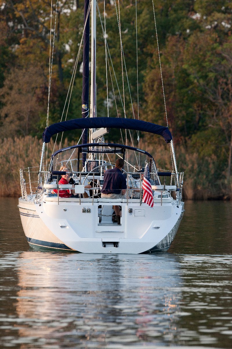 2017 Catalina 355 | Boat Research | Yachthub