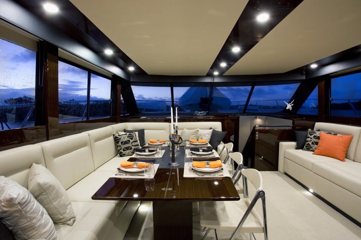 2016 Maritimo M70 Cruising Motoryacht | Boat Research | Boats Online