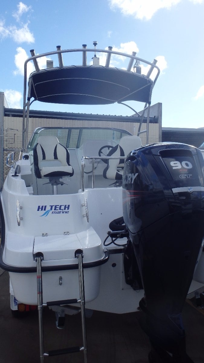 2017 Atomix 560 | Boat Research | Boats Online