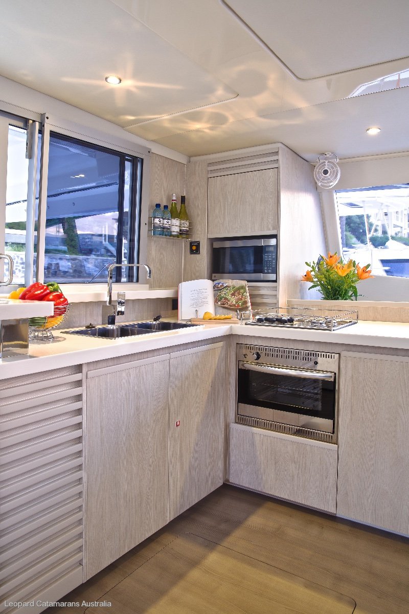 2017 Leopard Catamarans 48 | Boat Research | Yachthub