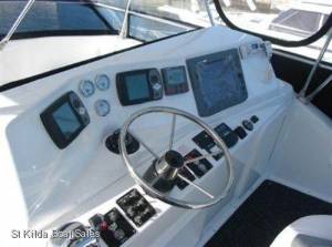 2015 Caribbean 35 Flybridge Cruiser | Boat Research | Yachthub