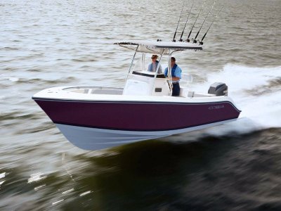 2017 Cobia 237 Centre Console | Boat Research | Yachthub