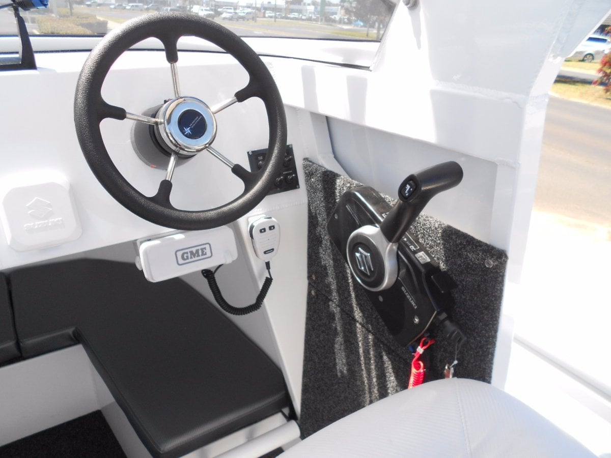 2017 Formosa Sea Rod 580 | Boat Research | Boats Online