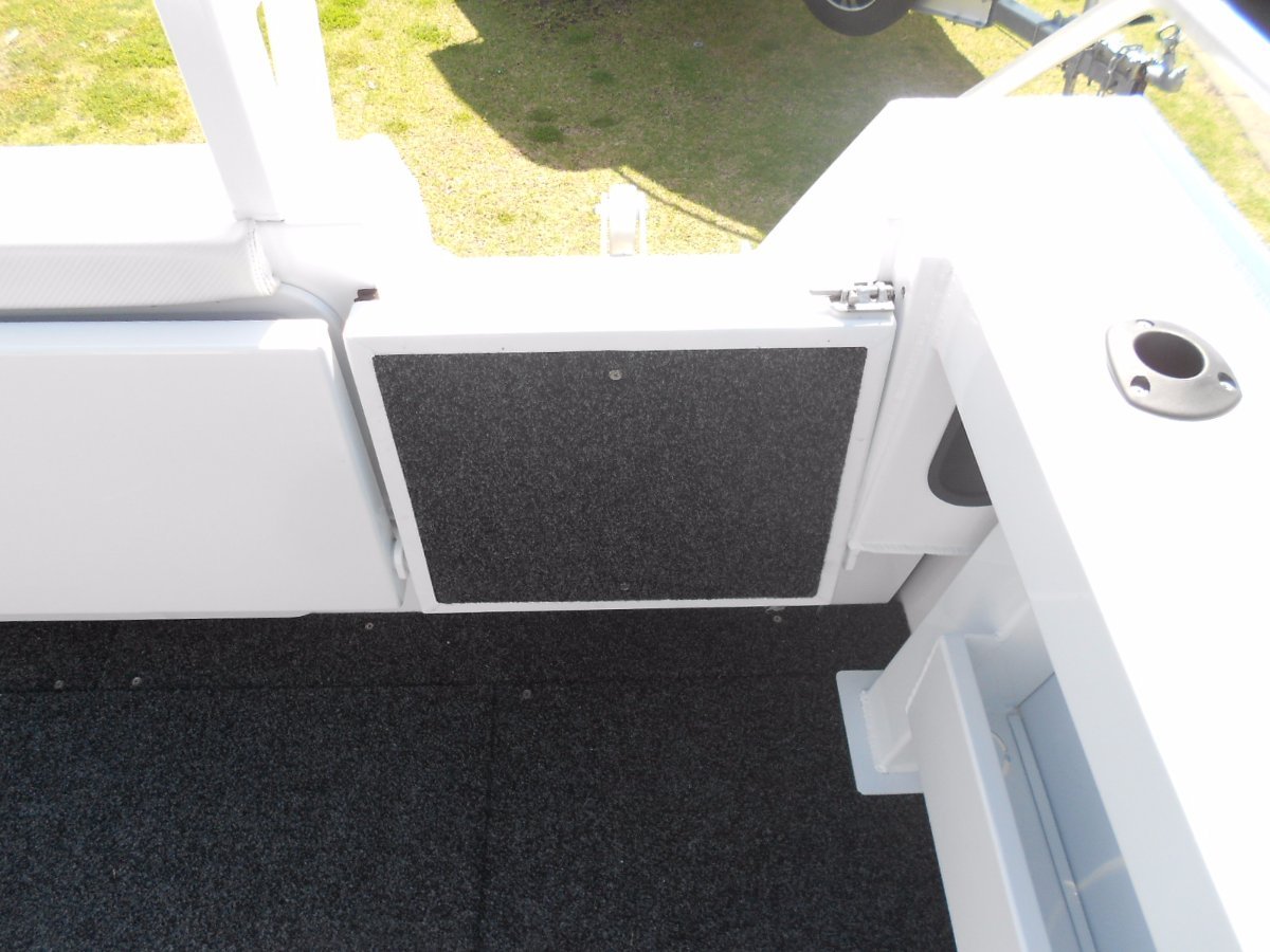 2017 Formosa Sea Rod 580 | Boat Research | Boats Online