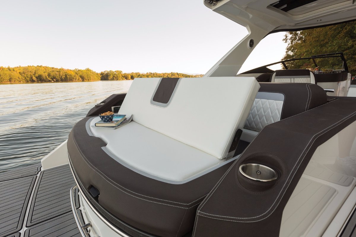2018 Sea Ray 310 Slx Ob | Boat Research | Yachthub