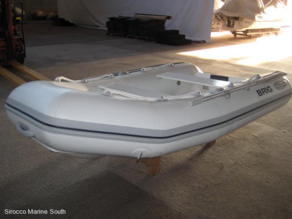 2017 Brig Falcon 300h | Boat Research | Boats Online