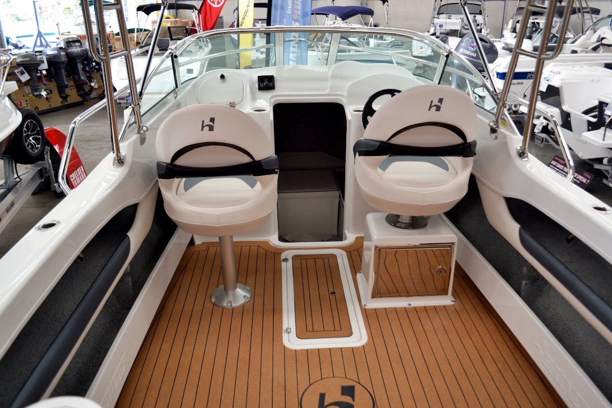 2017 Haines Hunter 585 R | Boat Research | Yachthub