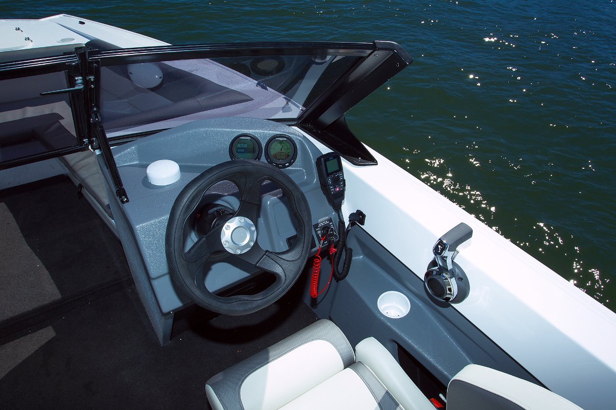 2017 Quintrex 550 Freestyler | Boat Research | BoatsOnline