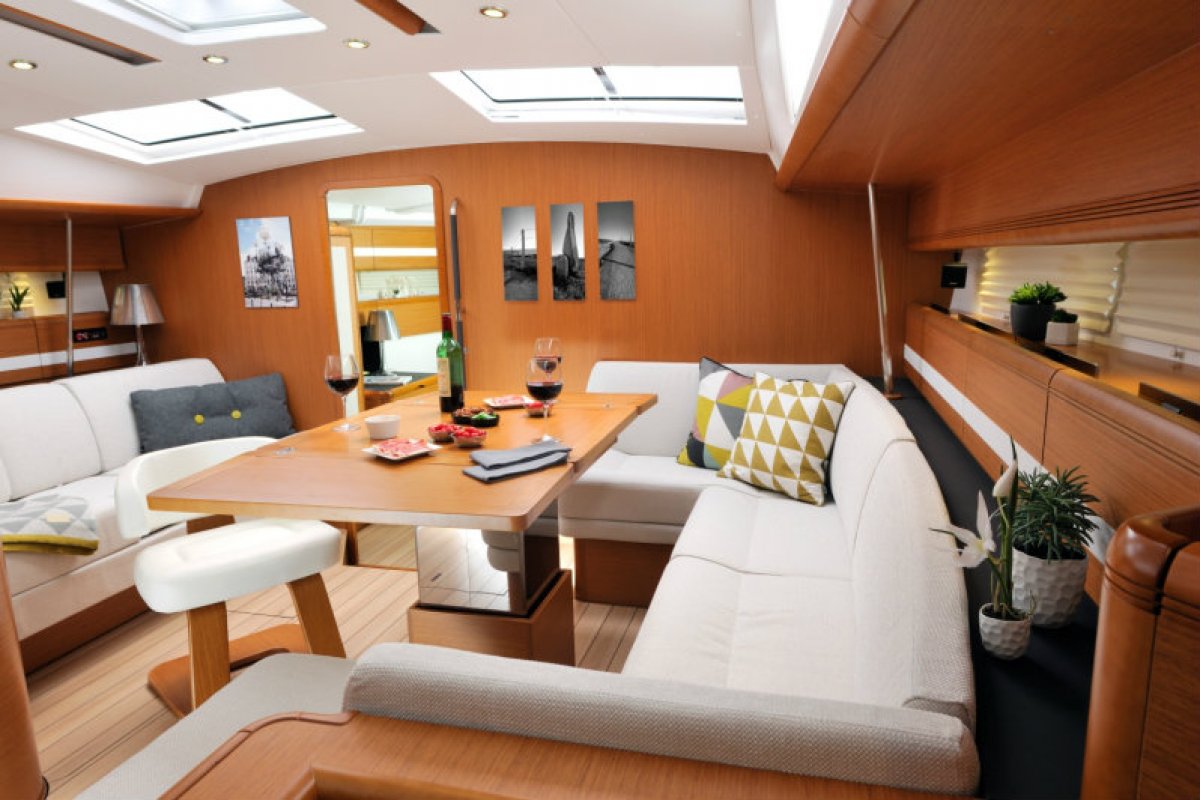 2018 Jeanneau 58 | Boat Research | Boats Online