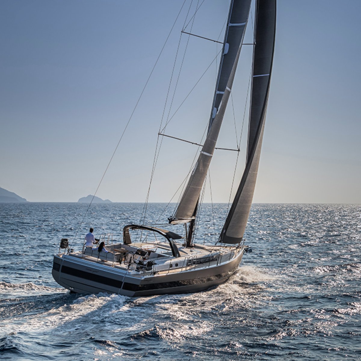 2018 Beneteau Oceanis Yacht 62 | Boat Research | Yachthub