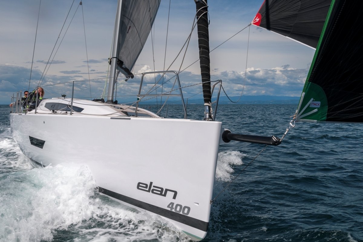 2018 Elan E5 | Boat Research | Boats Online