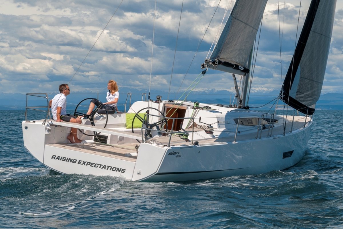 2018 Elan E5 | Boat Research | Yachthub