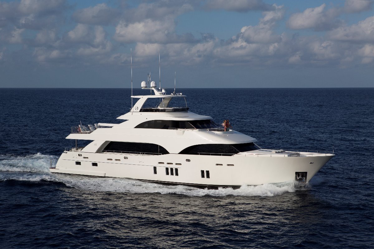 2018 Ocean Alexander 112 | Boat Research | Yachthub